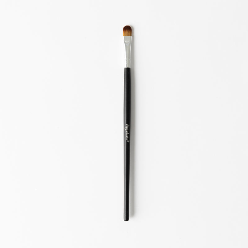 Multi Purpose Shadow Brush – Signature Cosmetics